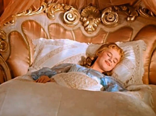 The Tinderbox | Television Heaven