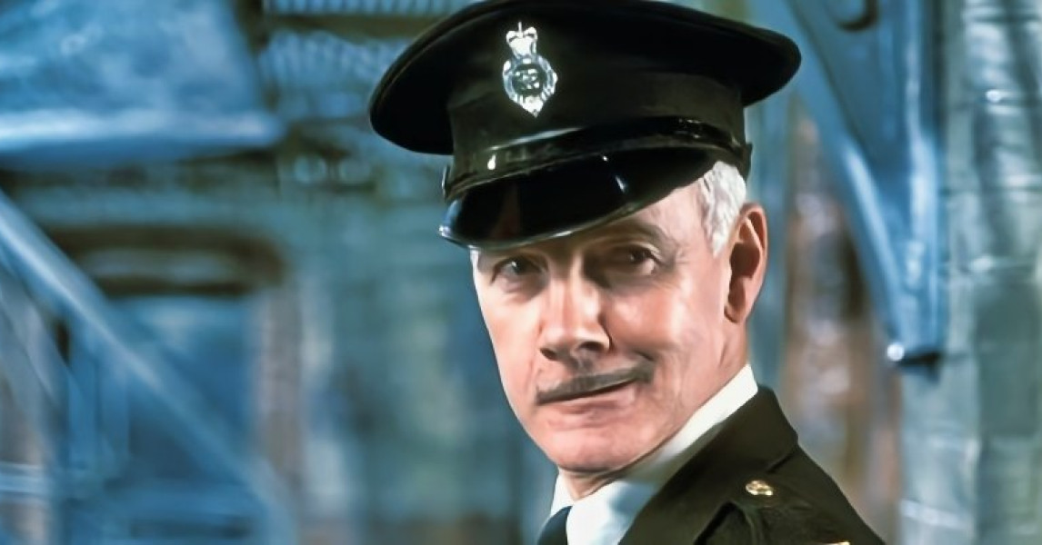 Fulton Mackay | Television Heaven