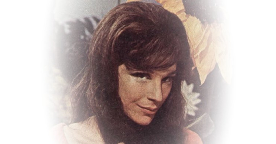 Izeena | Television Heaven