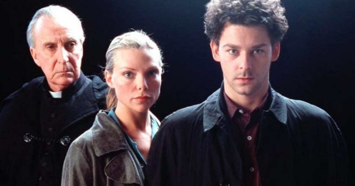 Strange | Television Heaven