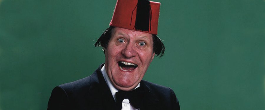 Richard Briers | Television Heaven